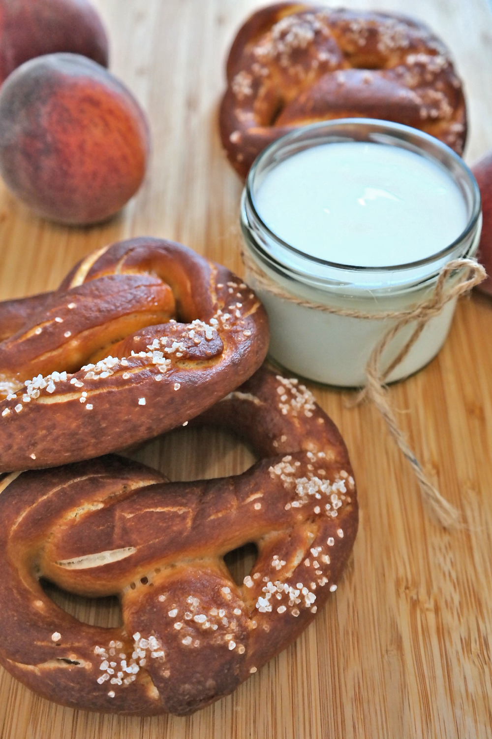 Covrigi cu sare / Homemade soft pretzels – Loredana Arion